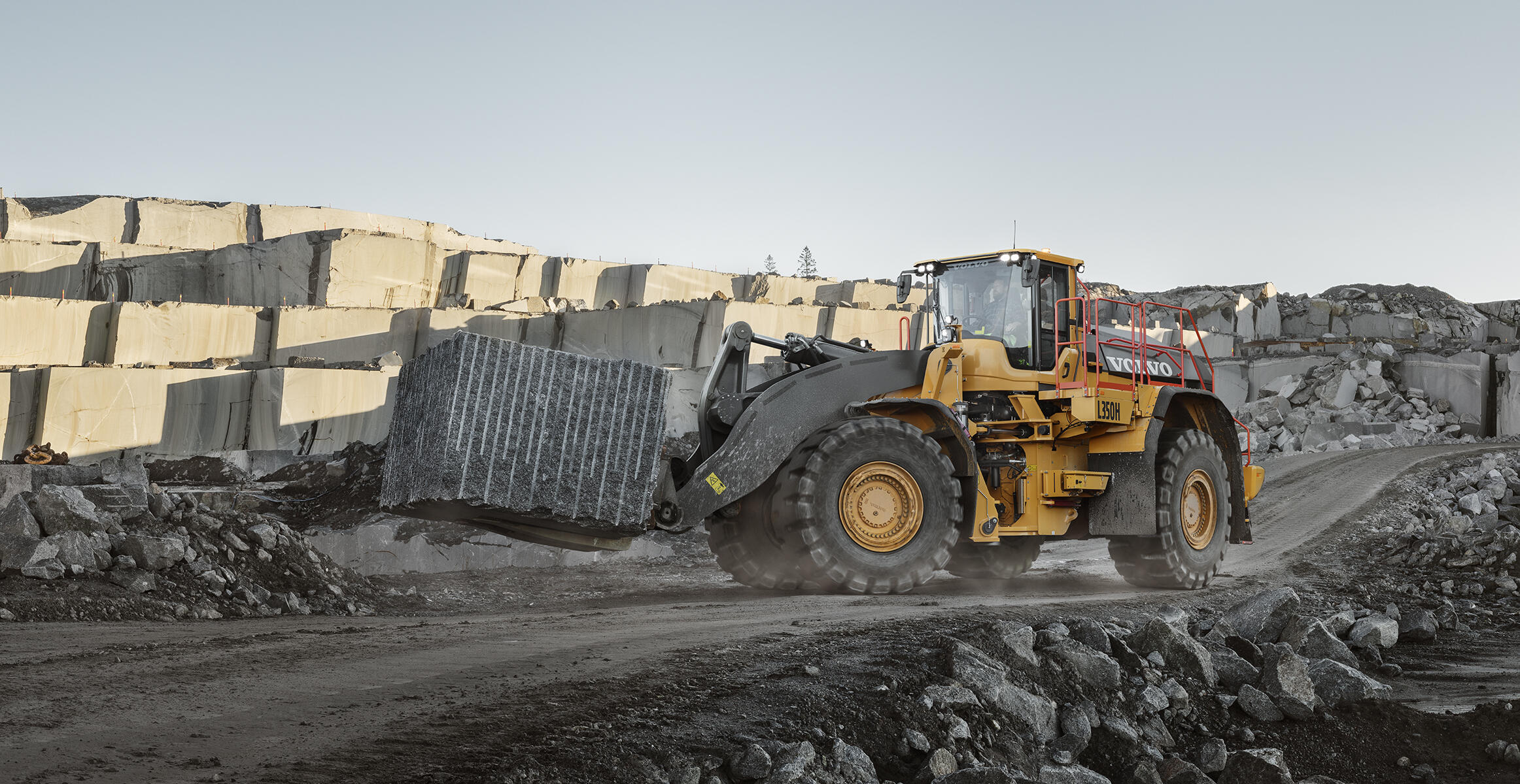 L350H | Wheel Loaders | Overview | Volvo Construction Equipment